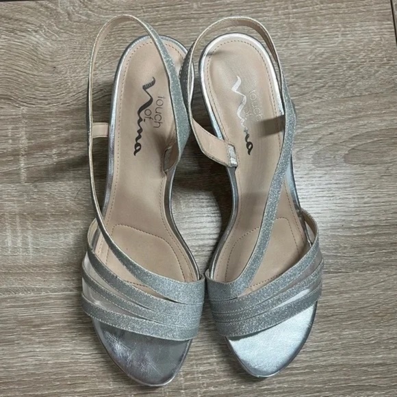 Touch of Nina | Shoes | Touch Of Nina Womens Silver Glitter Open Toe ...